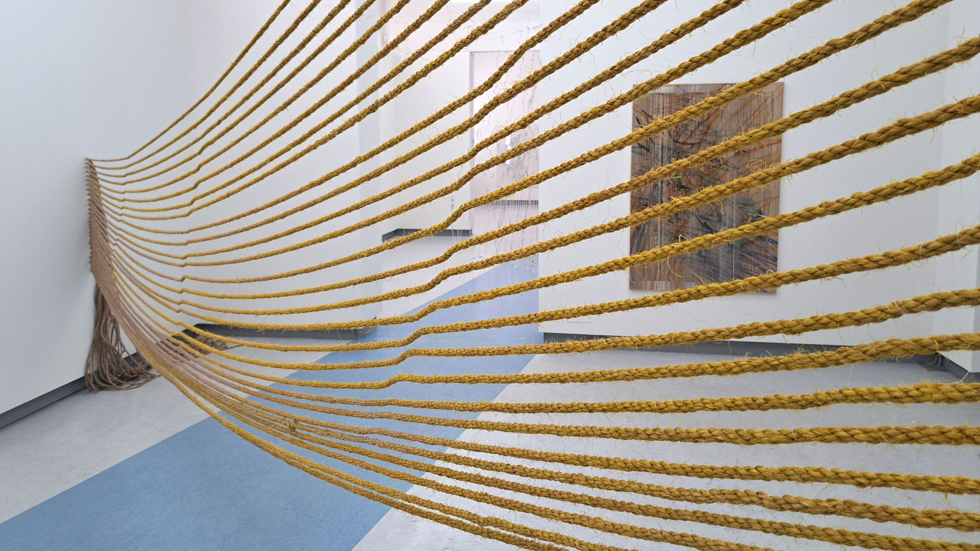 Stille klanken klinken langs draden van Paul Verheul - Jegens & Tevens ...